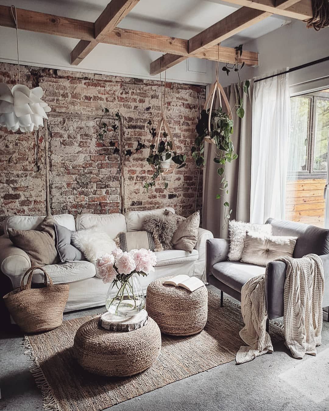 EFFECTIVE WALL PATTERNS FOR YOUR HOME